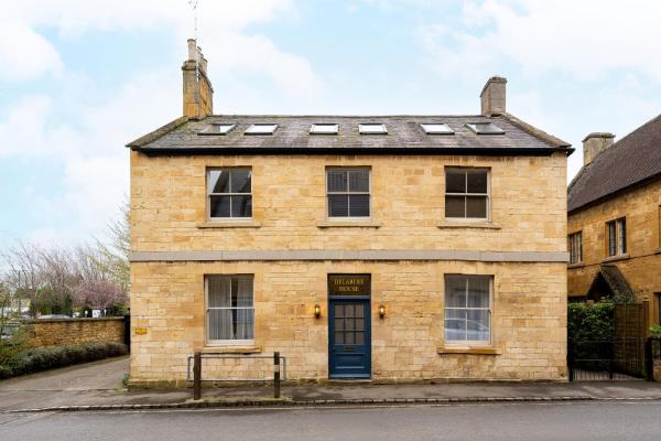 Delabere House - Luxury Cotswolds Holiday Apartments - Stow-on-the-Wold