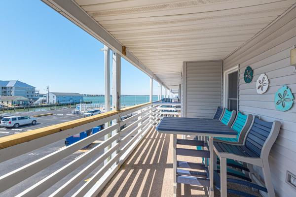 Poolside Bayfront Condo Sunset Views 2 Parking Spots Midtown Oc - Ocean City, MD