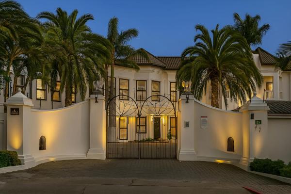 La Belva Court - Lusaka