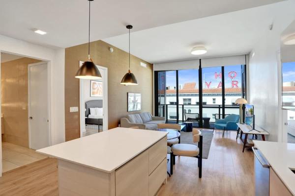 17west Spacious 2br Apartment With Balcony 508 - Miami Beach, FL