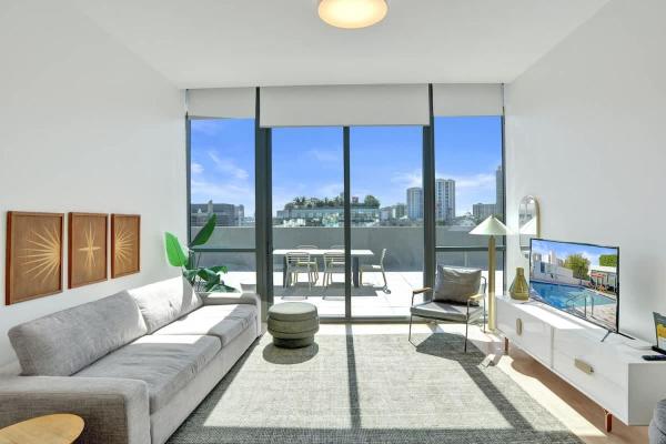 17west Spacious 2br Apartment With Balcony 513 - Miami Beach