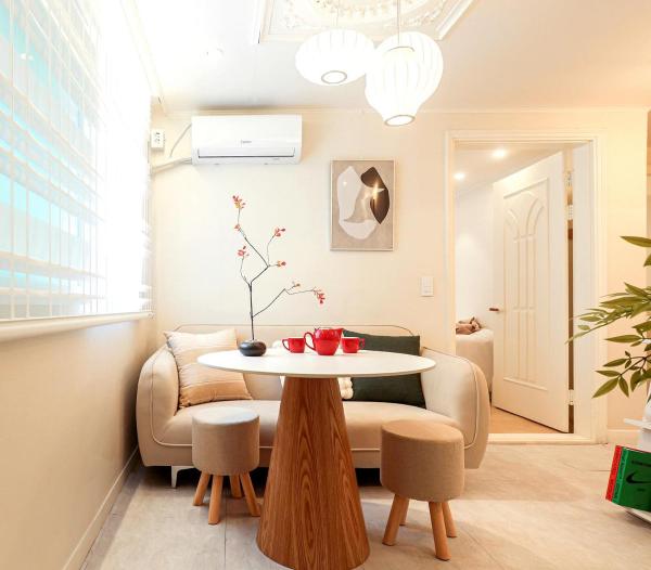 Hongdae#hongik Univ Station 9 Min Walk#airport Railroad Access#free Parking#free Netflix#free Wifi#luggage Storage#washer And Dryer - Seúl