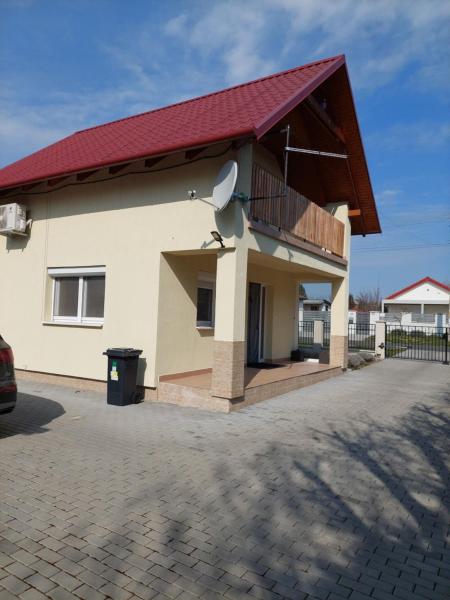 Andrea Vendeghaz - Balatonfenyves