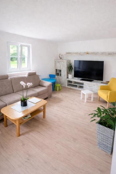 Gemütliches Haus Für Familien Bis Zu 7 Personen Mit Parkplatz Und Ruhiger Lage - Liezen