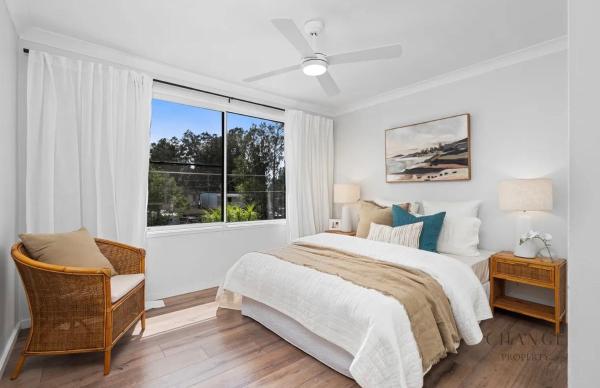 Beautiful Lakeview Retreat, Private Upper Level - Central Coast