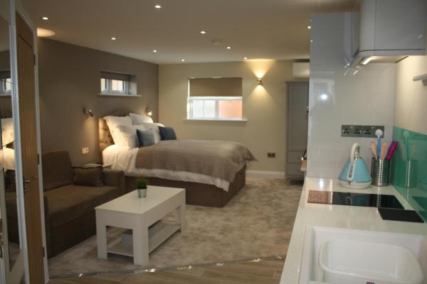 Frinton Escapes - Walton-on-the-Naze