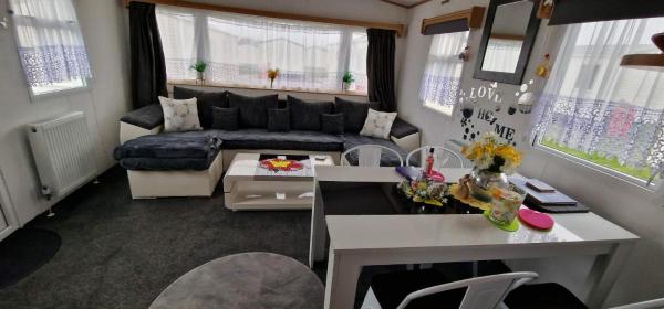 Colorado Caravan Hire At Skipsea Sands Holiday Park - Yorkshire