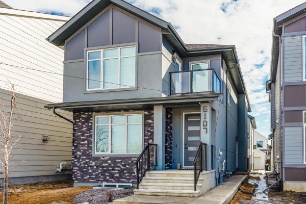 Executive Basement Suite - Edmonton