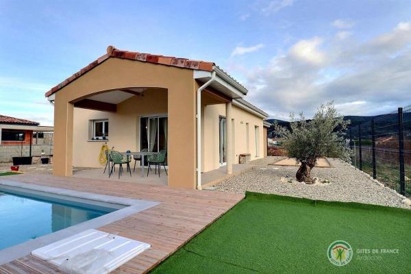 Jasmin Et Olivier - Vallon-Pont-d'Arc