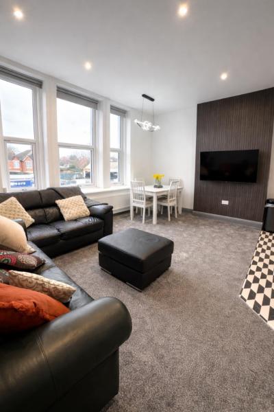 Spacious 4 Bed Duplex - Sleeps 2, 4 Or 6 - Near Beach And Town - Sandbanks