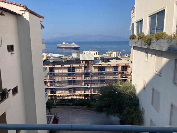 Ognen Apartment-sea View - Saranda