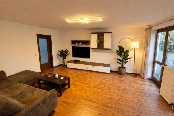 Souterrain Apartment Mit Top Anbindung Urbanstay Schwerin - Unesco Weltkulturerbe - Gottesgabe