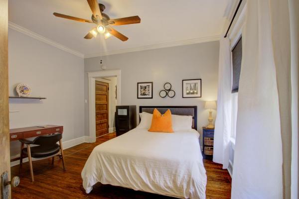 Historic Details With Modern Comforts In Midtown - Memphis, TN