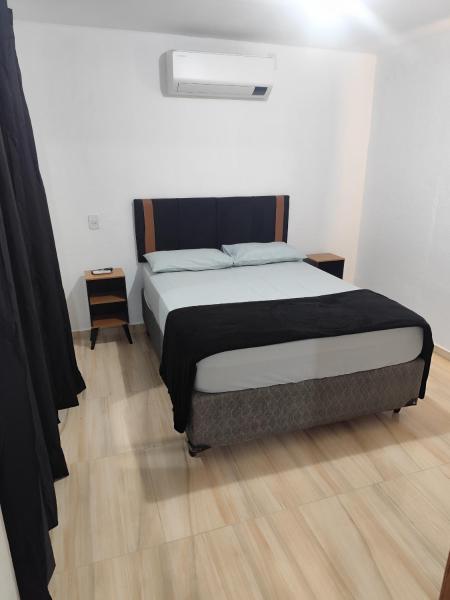 Microcasa Com Ar Em Resende - Resende