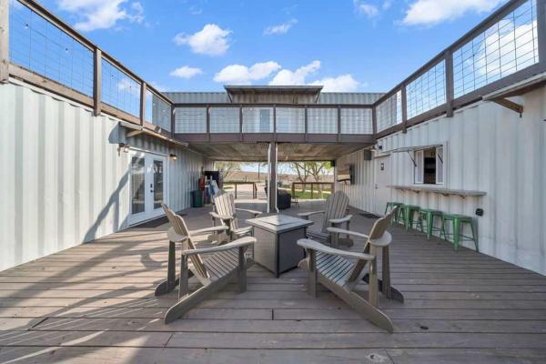 4br Courtside Retreat Deck Lounge Pool&pickleball - Buda, TX