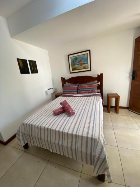 Suíte Confortável E Exclusiva, Situada A Apenas Cinco Minutos De Caminhada Da Praia Do Forte - Cabo Frio