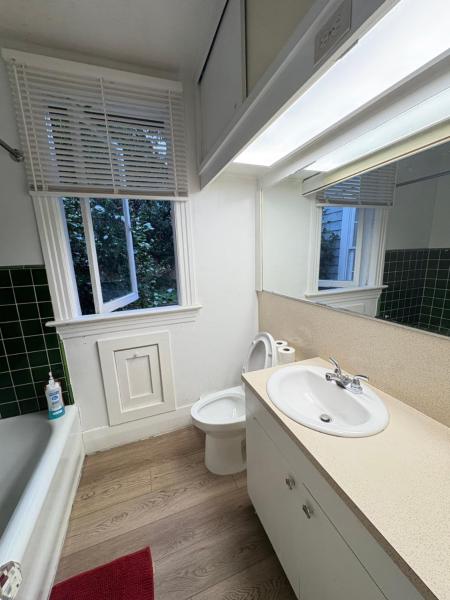 Spacious Family Room Yvr 10 Min, Downtown 15 Min- Free Parking & Wifi - West Vancouver