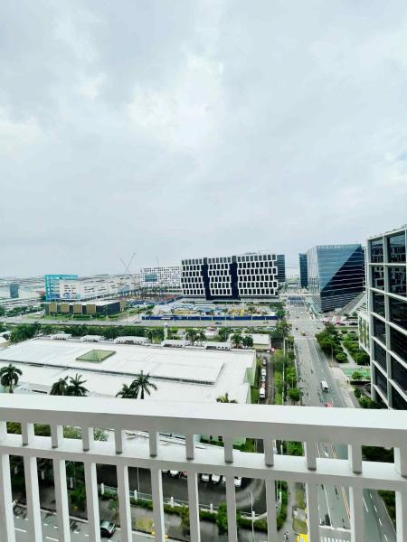 Shore Residences Staycation Near Moa With Pool Access - Metro Manila