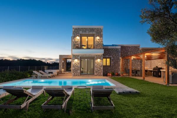 Drakos Estate - Luxury Pool Villas - Faliraki