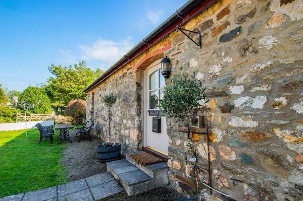 Cosy Farm Conversion In The Heart Of Pembrokeshire - Pembrokeshire