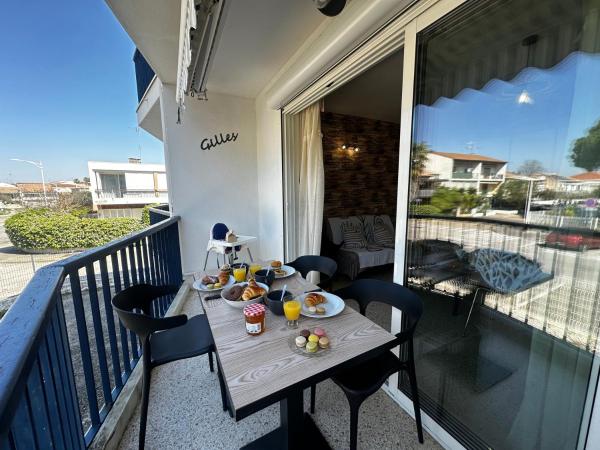 P2 Avec Terrasse Proche De La Mer - Plage de l'Espiguette