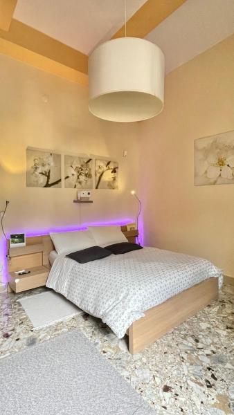 Three Rooms - Italy