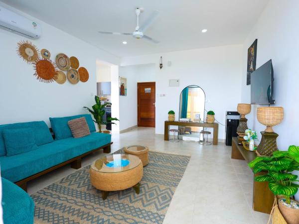 Chui De Eagle - Mombasa