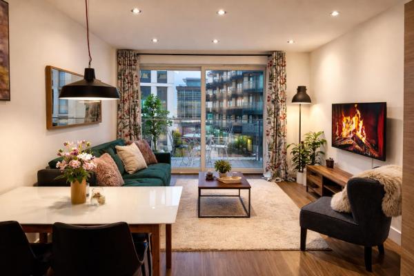 Home2home - Train Station - Cambridge