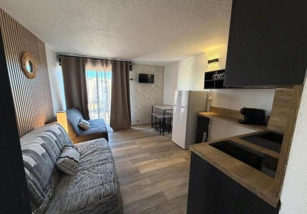 Studio Pour 4 Personnes - Piscine- Ascenseur - Marseillan