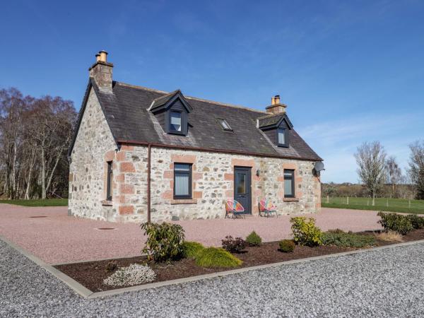 Nanville - Loch Ness