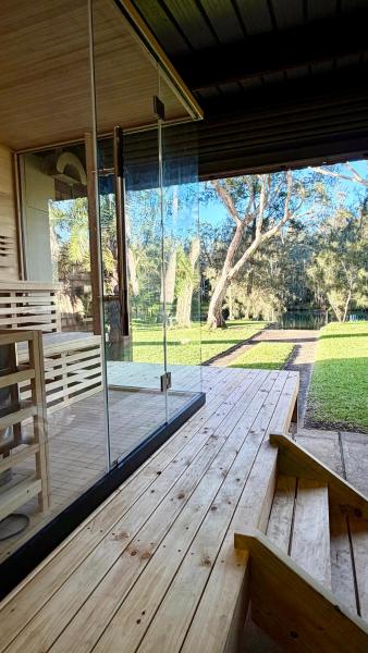 Mellow Trees Lake Front Studio With Sauna - Toukley