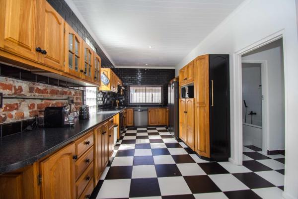 9 On Hill Luxury Self Catering House & Flatlet - サマセット・ウェスト