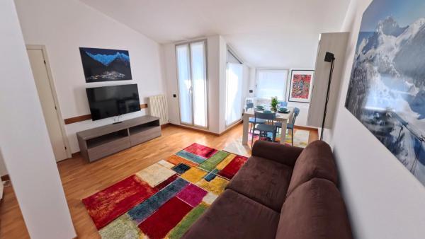 Lecco City Center Apartment - La Corte - Lecco
