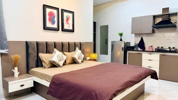Hostique Lotus, Self Check-in Studio For Staycation In Scheme 114 - Indore