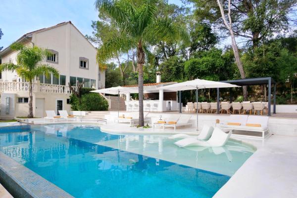 Villa Magna,traumvilla-2 Pools,whirlpool,aussenküche,kinosaal, Billard,bierzapfhahn, Kinderhaus - Pollensa