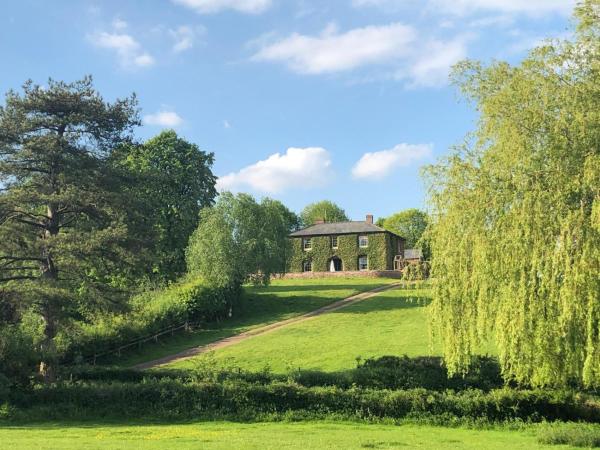 5 Bed In Fitzhead 95570 - Taunton