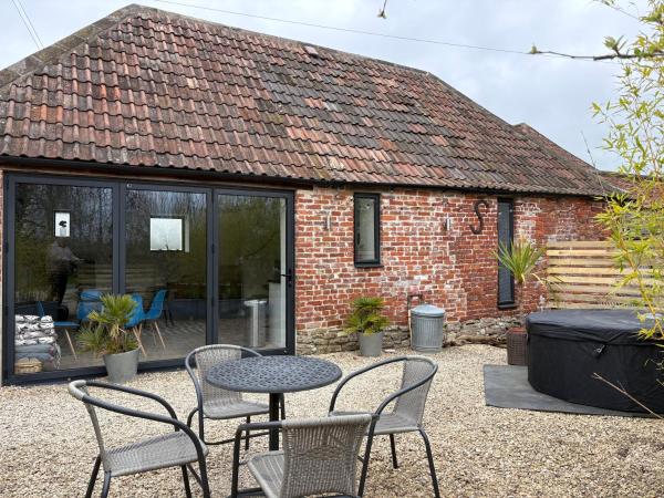 Hares Barn - Warminster