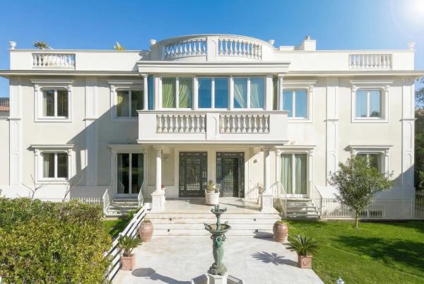 Villa Bianca A Few Steps By The Sea With Exclusive Garden & Jacuzzi - Livorno