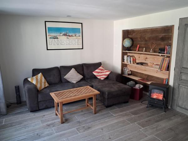 Cocon En Rez-de-jardin Entre Commerces, Plages Et Restos Les Pieds Dans Le Sable - Le Verdon-sur-Mer