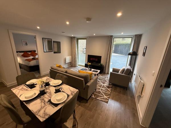 2 Bed Flat-sleeps 4-parking-near Luton Airport - Dunstable