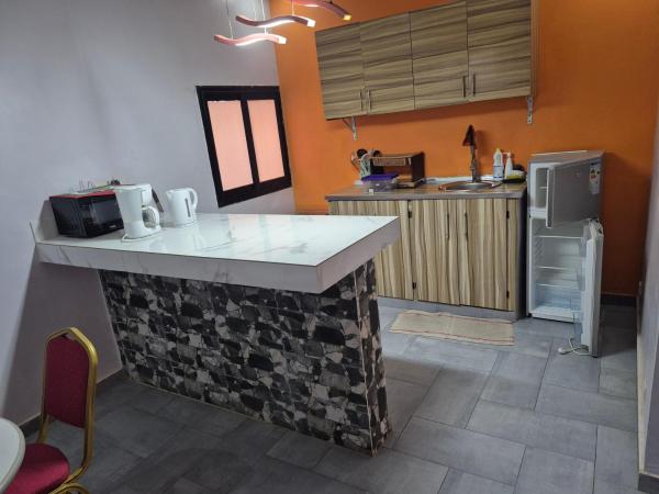 Superbe Studio Yoff A Cote De La Plage De Yoff - Dakar