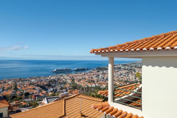 Bom Sucesso View House - Funchal