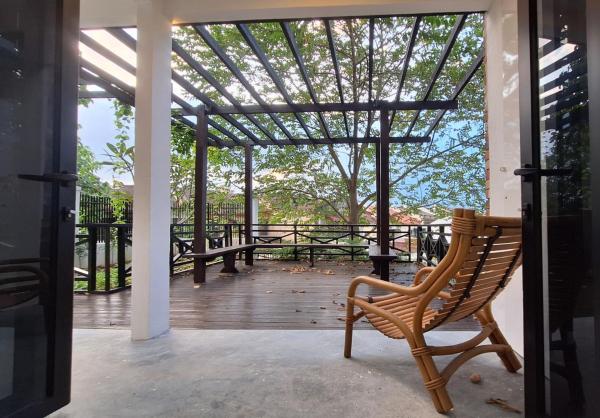 Serene Seremban Town Hilltop Garden Villa - Seremban