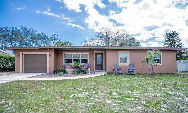 Coastal Getaway - Near Fit, Downtown, And Beach - Melbourne Beach, FL