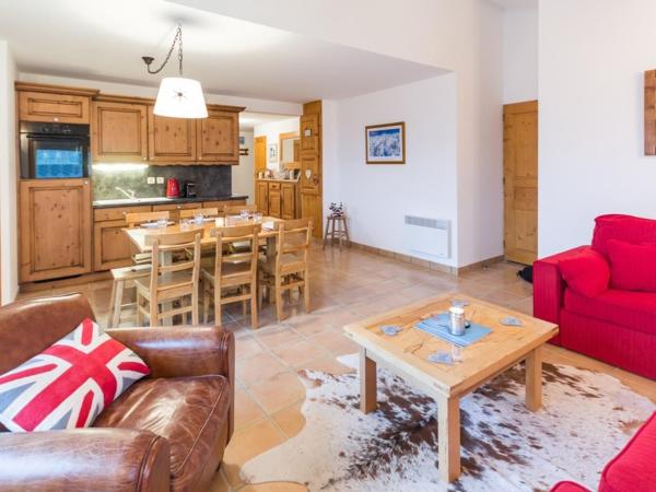 Appartement Spacieux Au Pied Des Pistes Avec Balcon Et Parking Couvert - Fr-1-275-130 - La Thuile