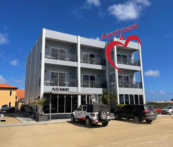 Luxury 2-bedroom Apartment; Walk To The Beach! - Aruba