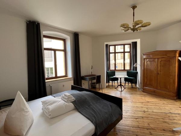 Künstlerzimmer In Der Häselburg - Das Sonnendurchflutete - Gera