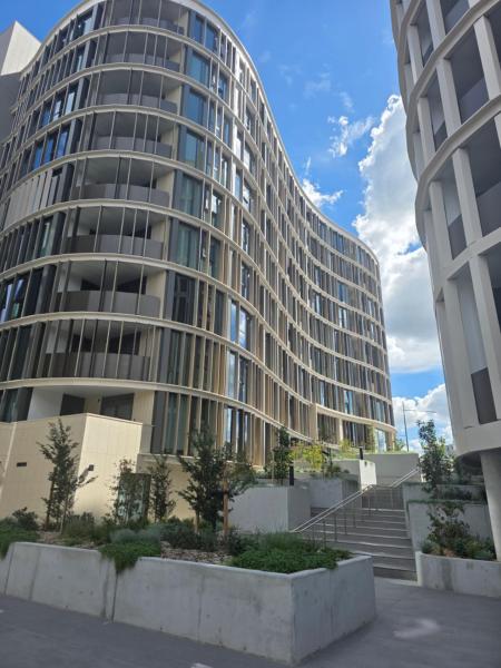 1 Bedroom Apartment In City - 
