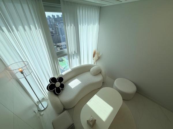 해변1분 숙소 광안이즘, 1 Min To Beach Gwangan-ism - Busan