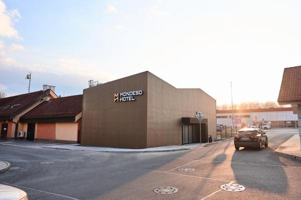 Mondeso Hotel - Adorf